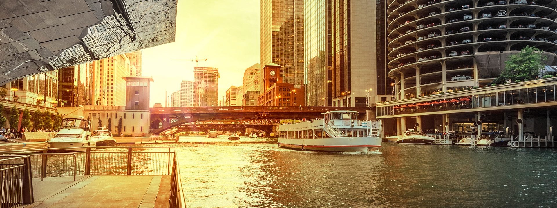 Chicago City Hop-on Hop-off Tour | American Holidays